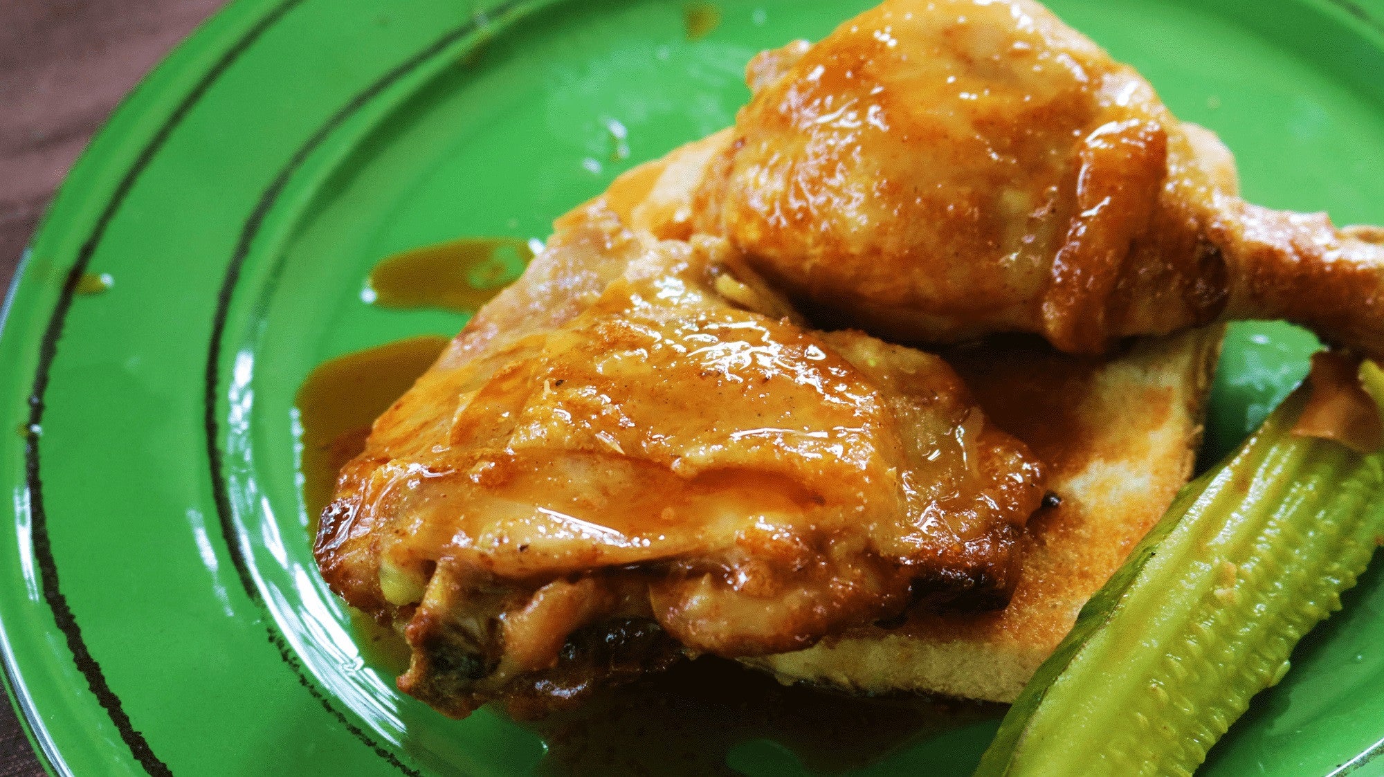 Nashville Hot Chicken in the Big Easy Oil-Less Fryer - Armadillo Pepper